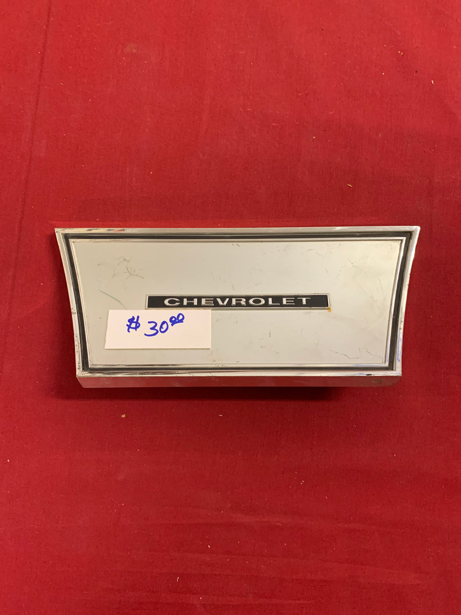 CHEVROLET RADIO DELETE PLATE – Forbush Vintage Auto Parts